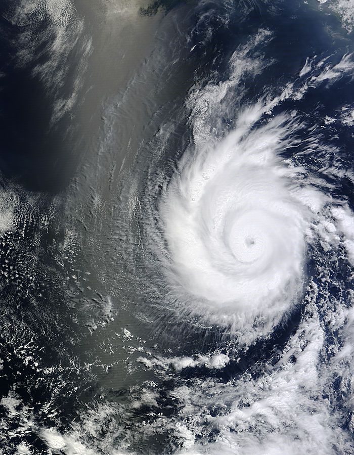 Satellite Sees 3 Storms Swirling Across Pacific Ocean | Live Science