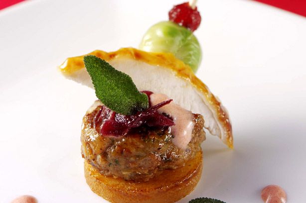 World's Smallest Christmas Dinner | Starter Recipes | GoodtoKnow