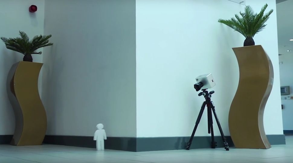 Laser-Armed Cameras Can 'See' Around Corners | Live Science