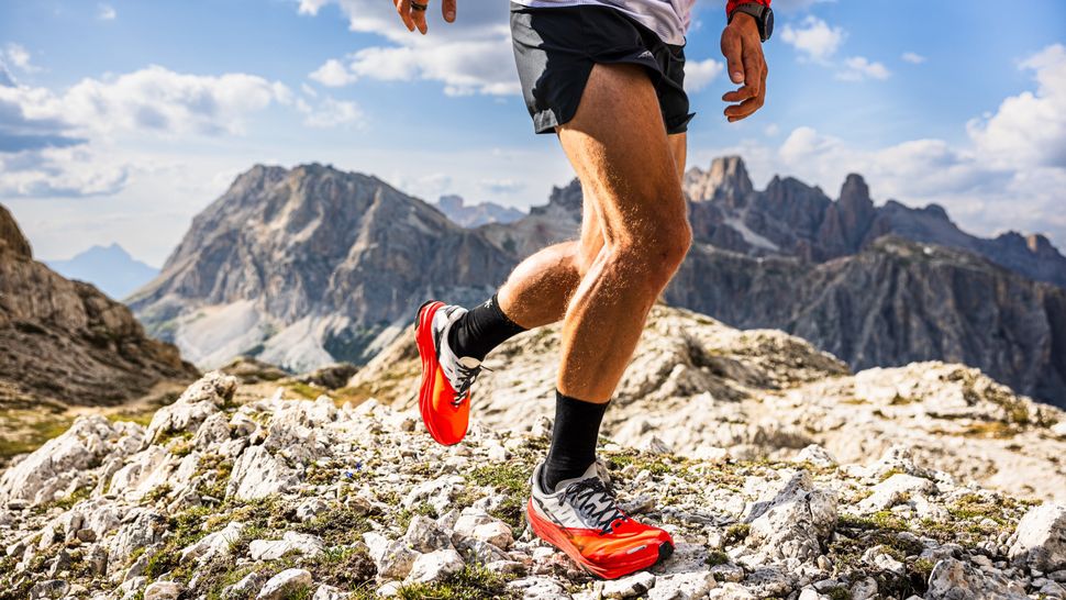 Female ultra runner sets new overall speed record on Appalachian Trail ...
