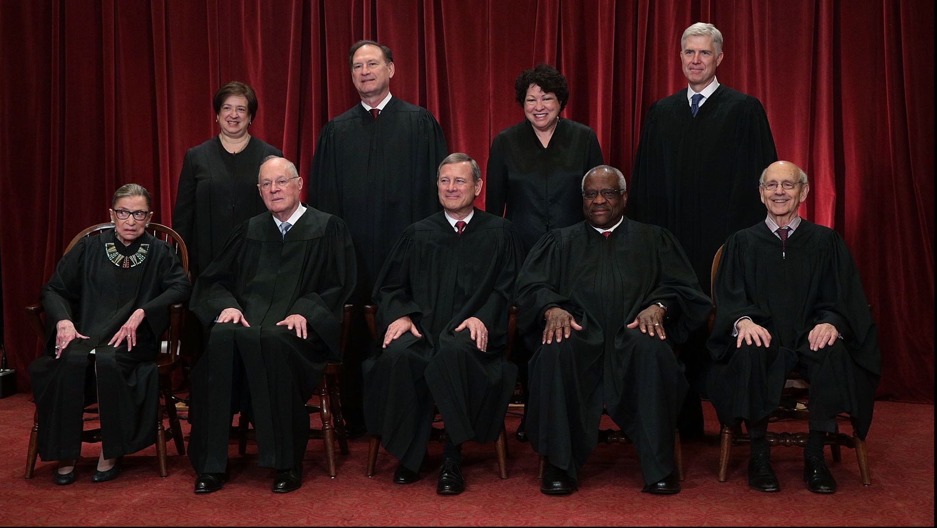 Ruth Bader Ginsburg Side-Eyeing Brett Kavanaugh In This New SCOTUS ...