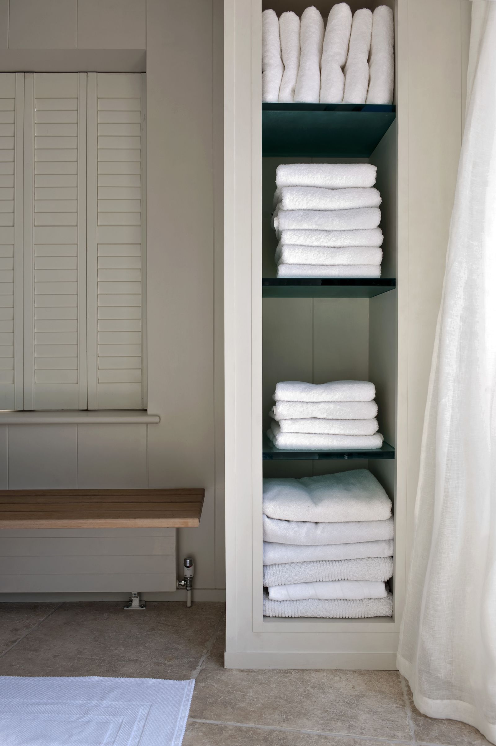 Designing a pool house: top tips from a design expert | Homes and Gardens