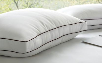 10 Types of Pillows — The Fillings You Need to Know | Livingetc