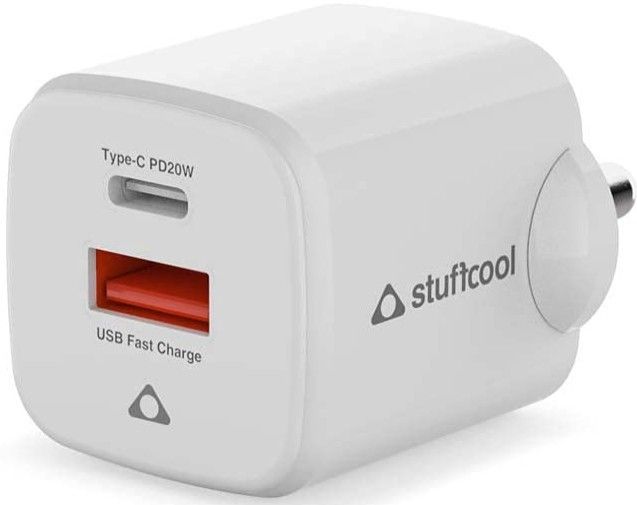 Stuffcool Neutron review: India's smallest 20W PD charger gets a lot ...