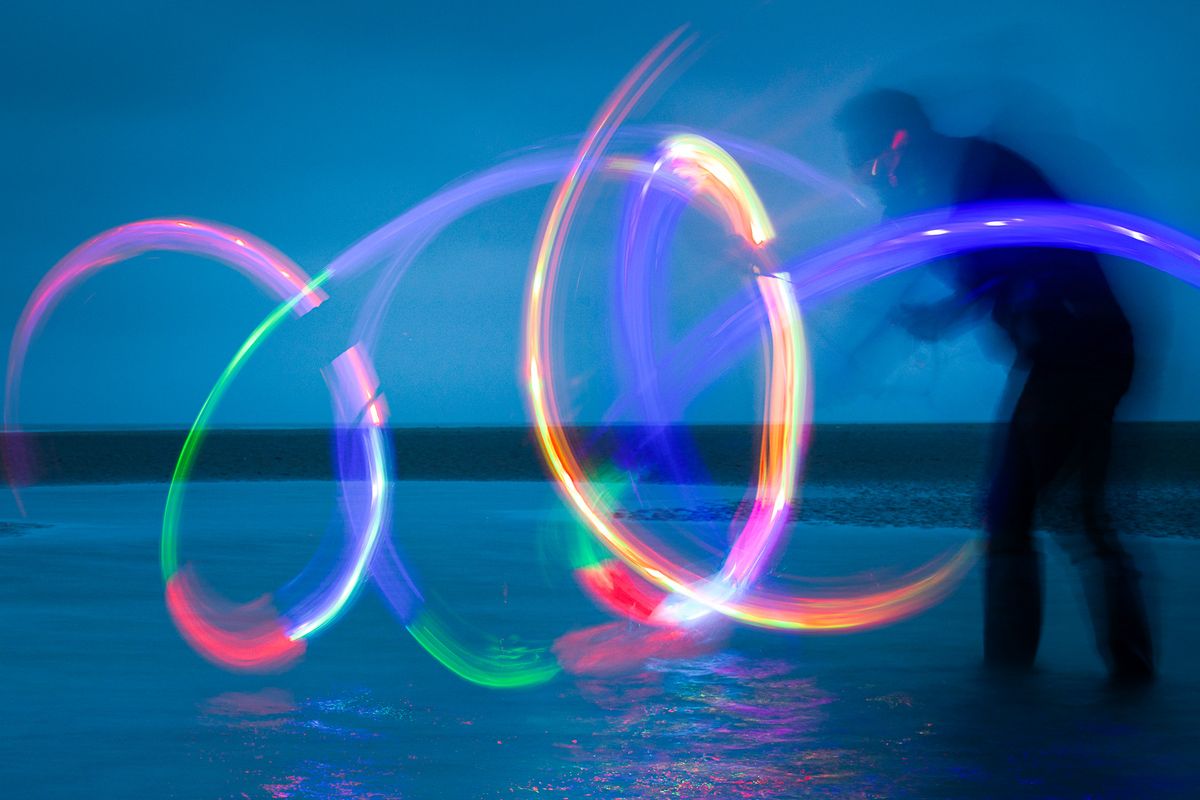Paint with light at night to create incredible patterns and reflections ...