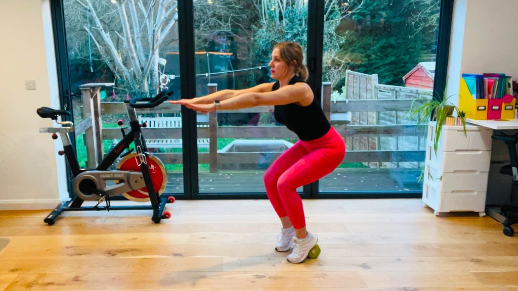 I tried doing heel-elevated squats for a month—here's what it did to my ...