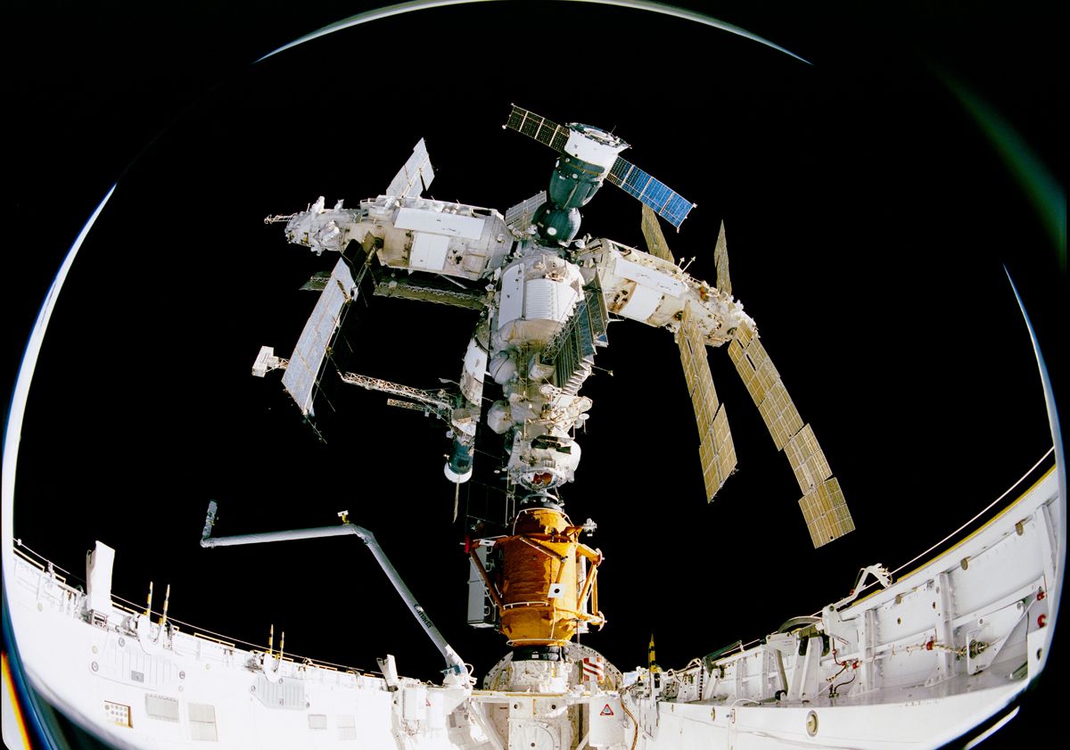 Photos: IMAX Cameras in Space | Space