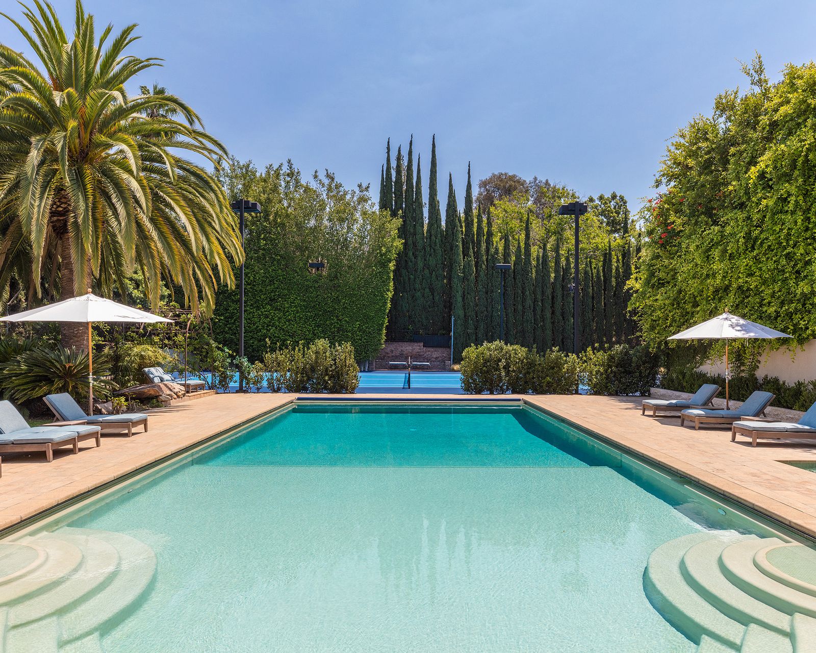 Step inside Madonna's former Sunset Boulevard mansion – it's simply ...
