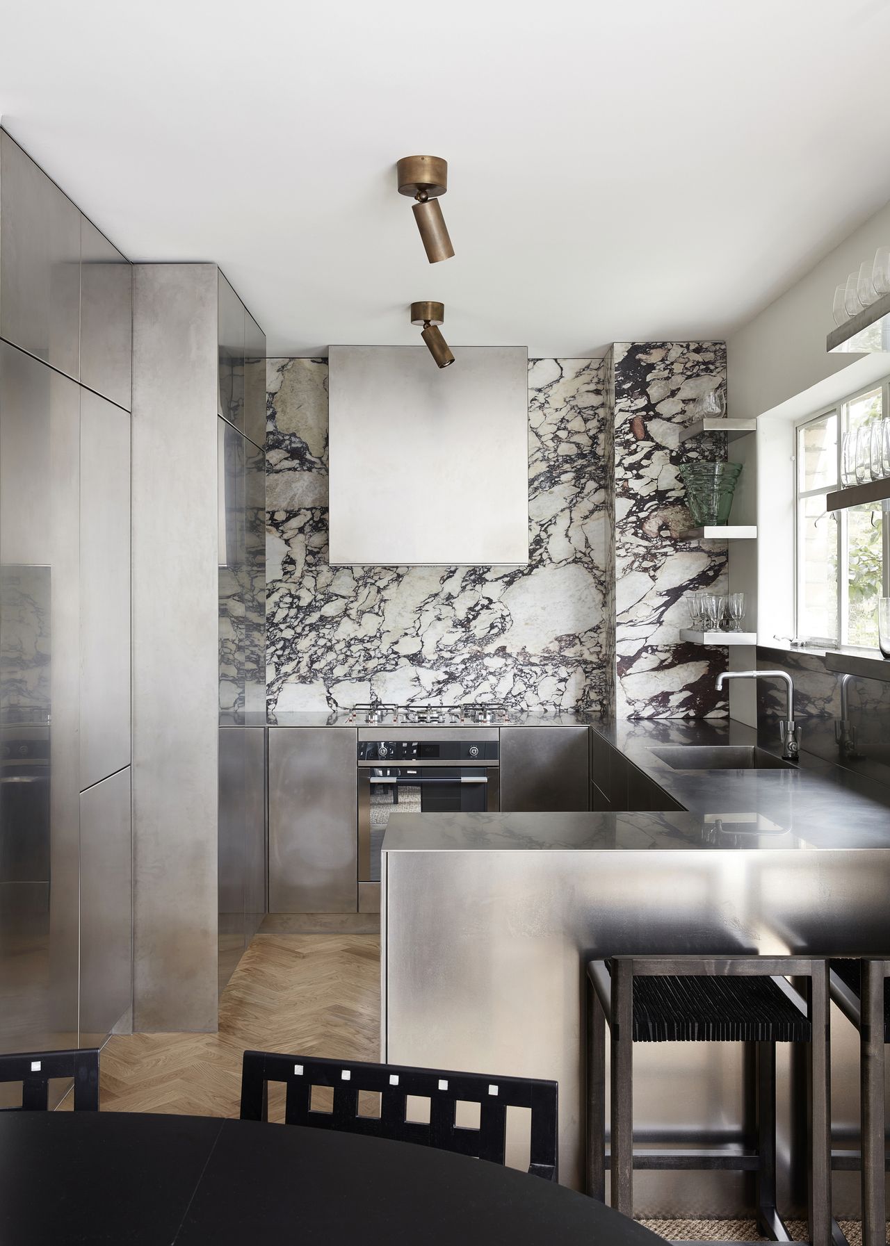 David Beckham's 'spotless' kitchen features the biggest trend for 2024 ...