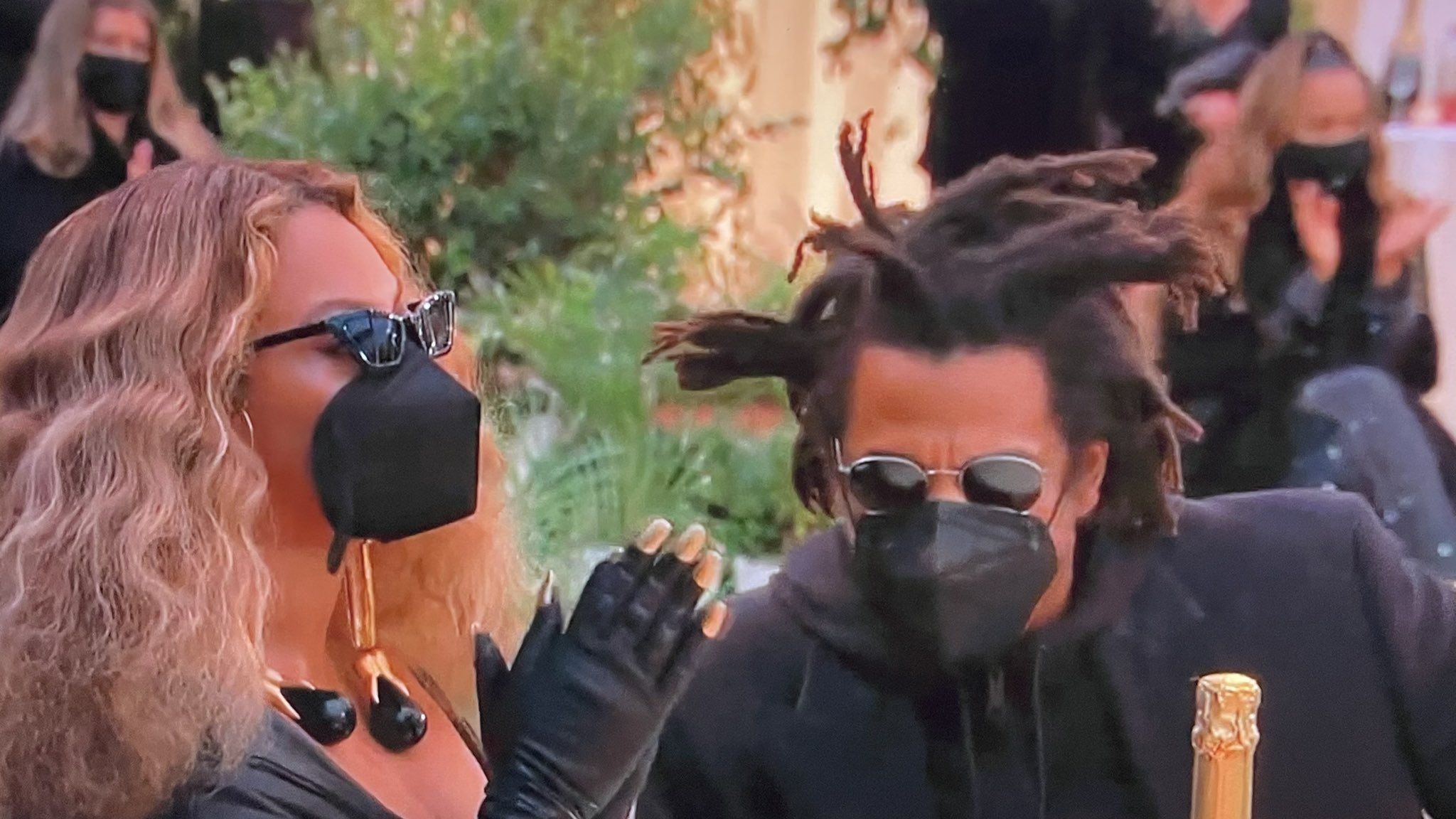 Beyonce Wears a Black Mask With No Straps to the Grammys | Marie Claire