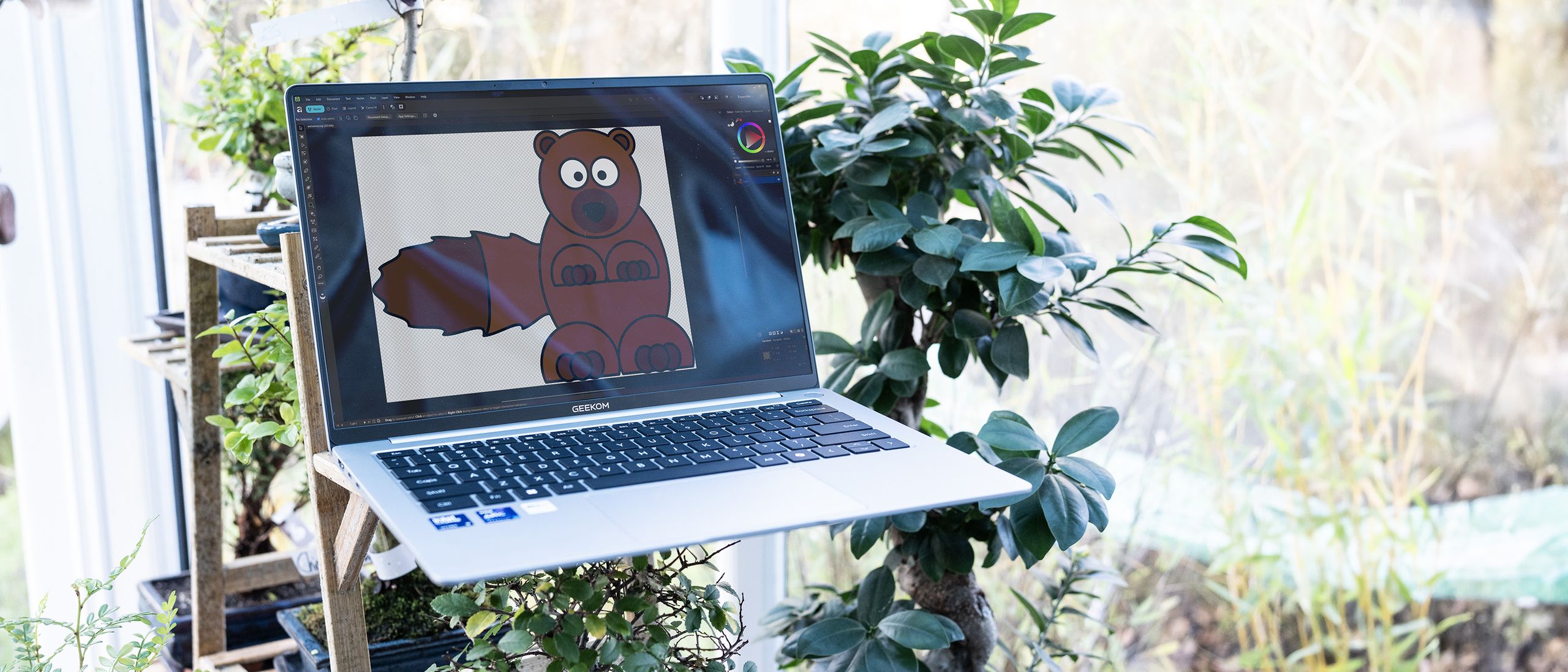 Geekom GeekBook X14 Pro review: new ultraportable laptop contender ...