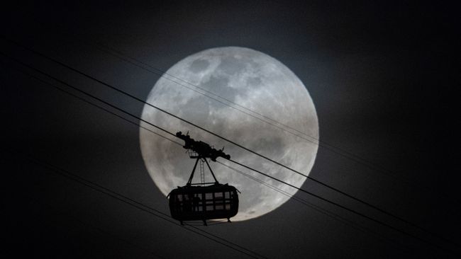 Sturgeon supermoon lights up skies around the world (photos) | Space