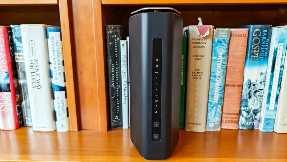 Netgear Nighthawk RS600 review: Delivering Wi-Fi 7 speeds for less ...