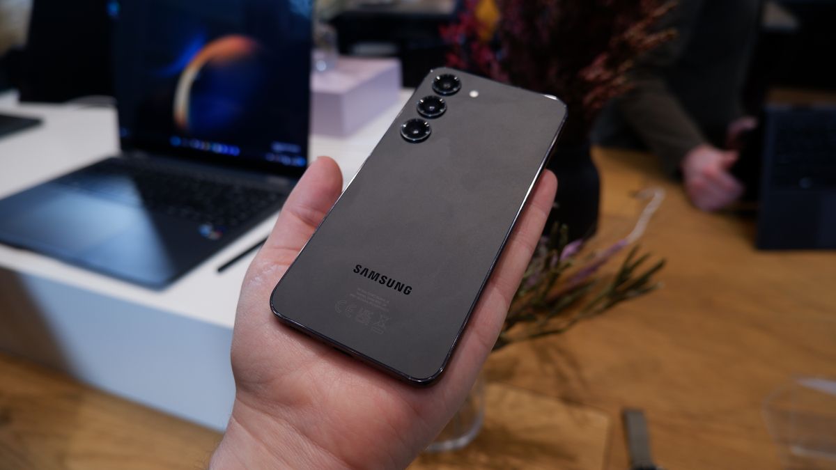 Samsung Galaxy S23/S23+ hands-on review: Small changes to a solid ...