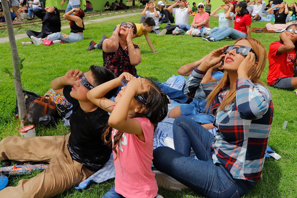 Total solar eclipse 2024 thrills millions across North America (video ...
