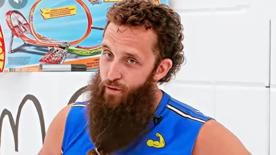 I'm Living For How Beast Games' Ian Told His Wife He Won An Island On ...