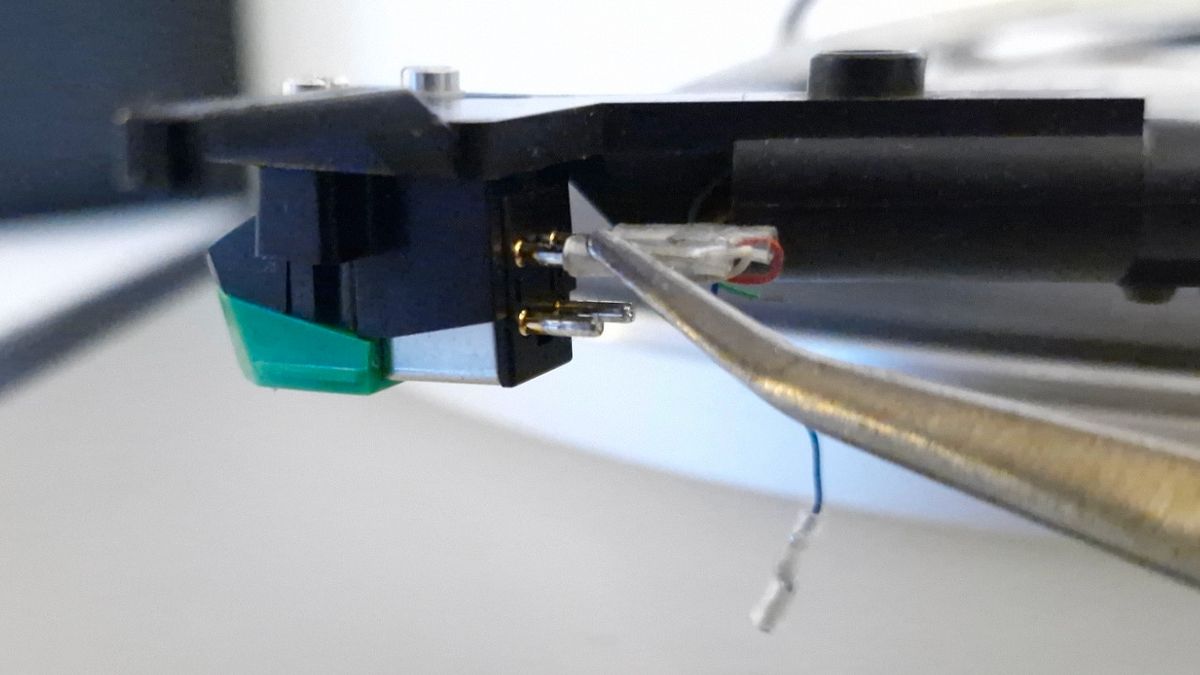 How to safely install or replace a turntable cartridge | Louder