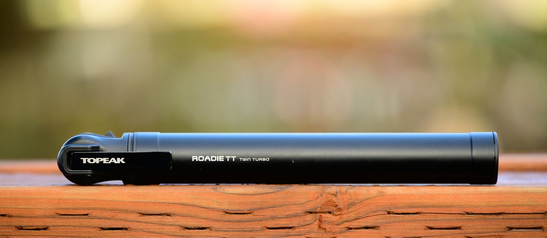 Topeak Roadie TT mini-pump review: Quality at a reasonable price ...