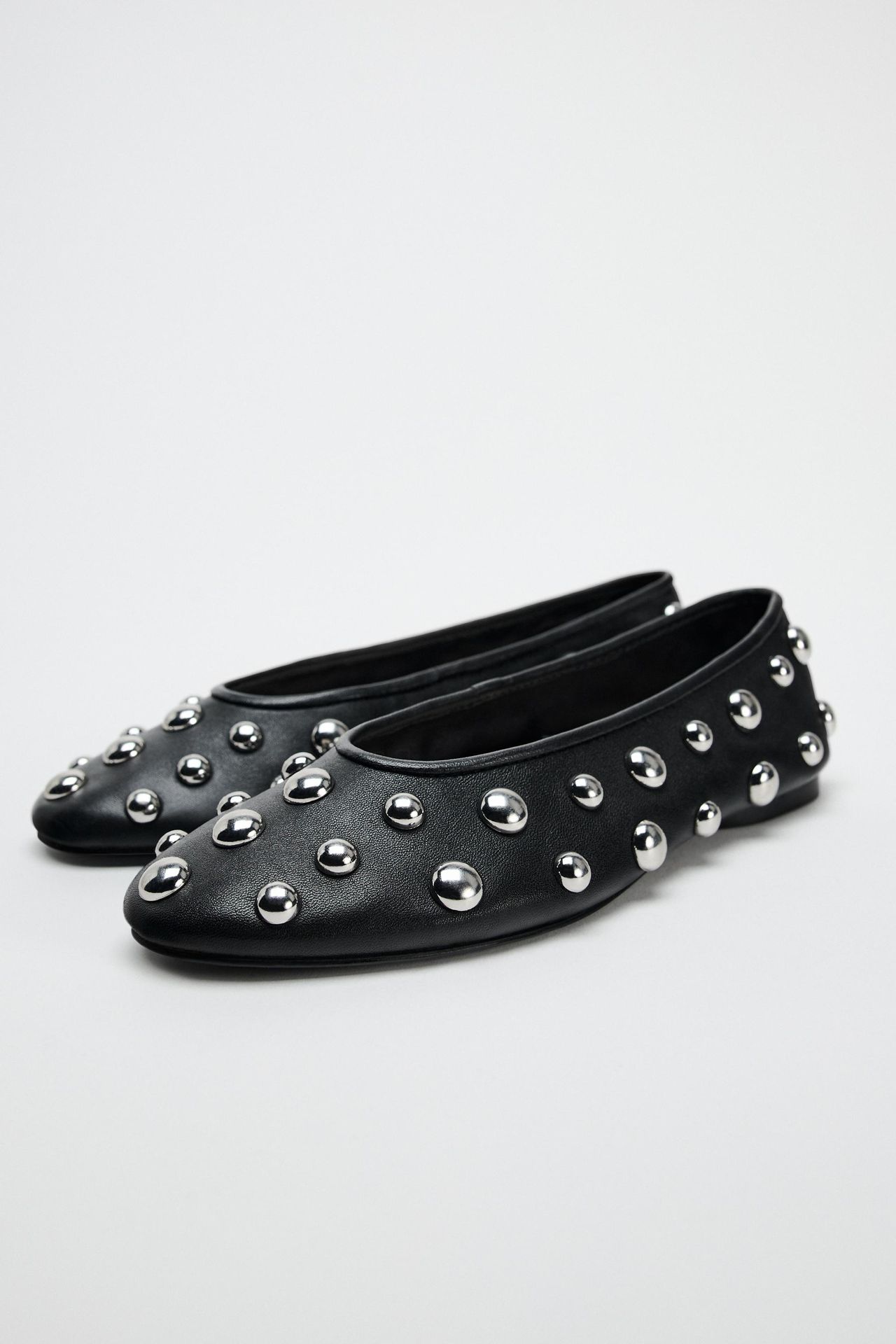 The 30 Best Trendy Flat Shoes From Zara, H&M, and Mango | Who What Wear