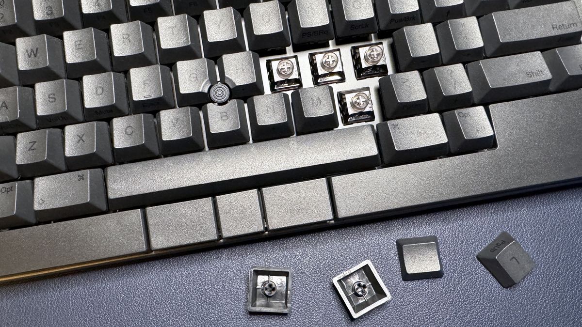 HHKB Studio Review: Trackpoint, No Topre | Tom's Hardware