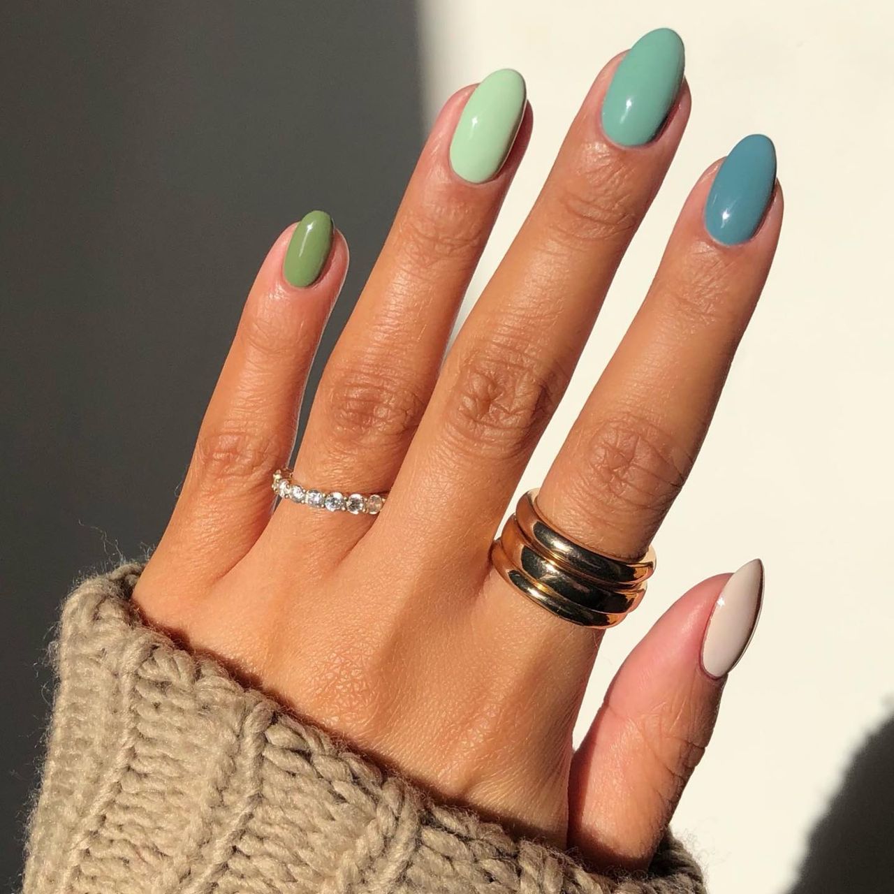 The Teal Nail Trend Is So Chic—7 Designs to Try This Summer | Who What Wear