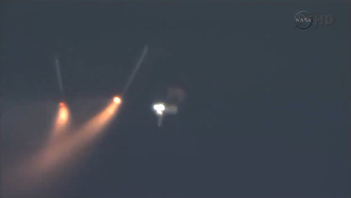 Photos of Space Shuttle Endeavour's Final Launch | Space