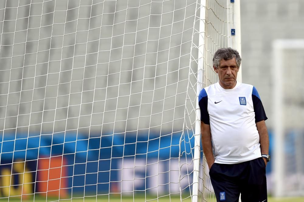Santos solely focused on Greece's fortunes | FourFourTwo