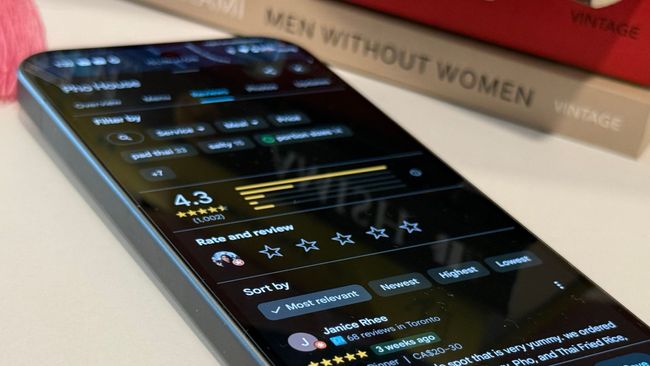 How to use Google Maps Live View features | Android Central