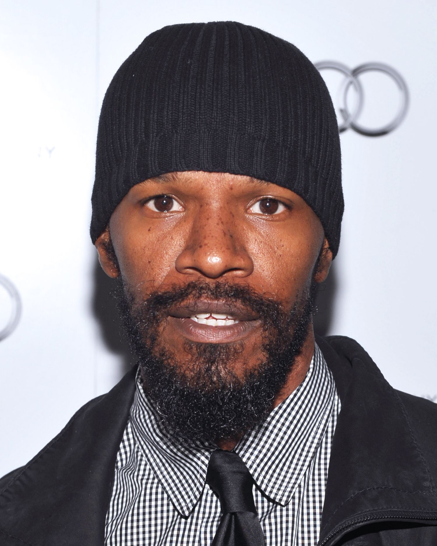 23 Hot Dudes With Bad Facial Hair | Marie Claire