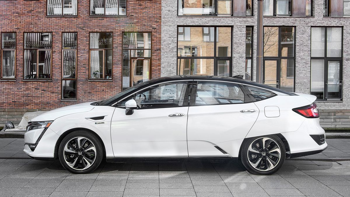 BMW, Honda and Hyundai all still think hydrogen cars are the next big ...