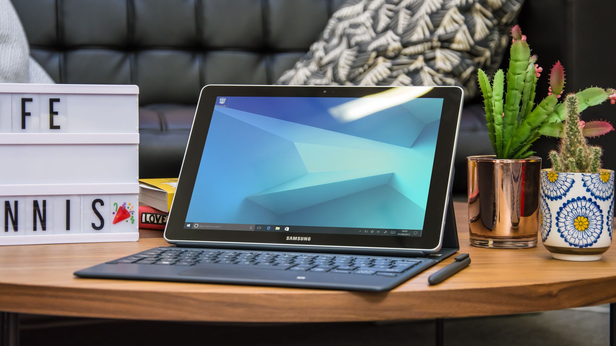 Samsung Galaxy Book 10.6in review | IT Pro