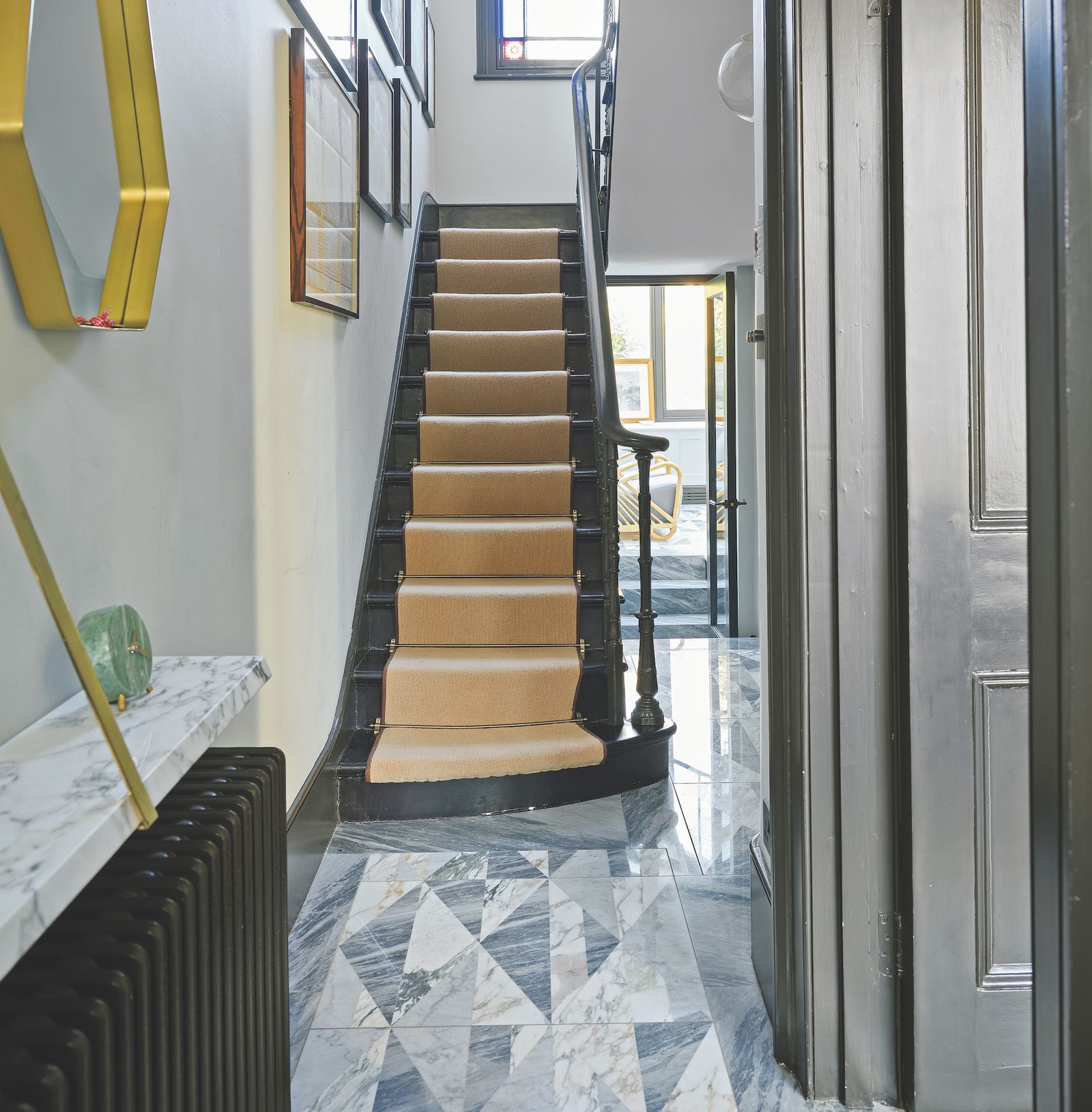 Hallway flooring ideas - 24 pretty and practical flooring solutions ...