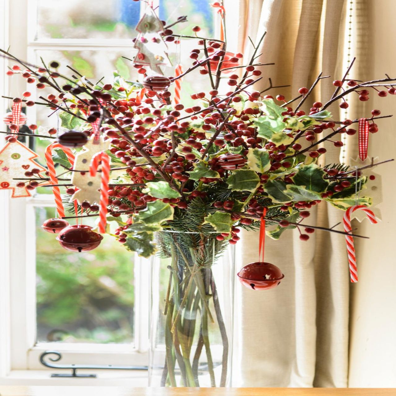 Christmas window decor ideas to bring the festive spirit | Ideal Home