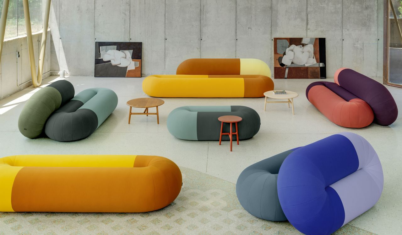 Sofa color trends – 10 hues that will dominate in 2024 | Livingetc