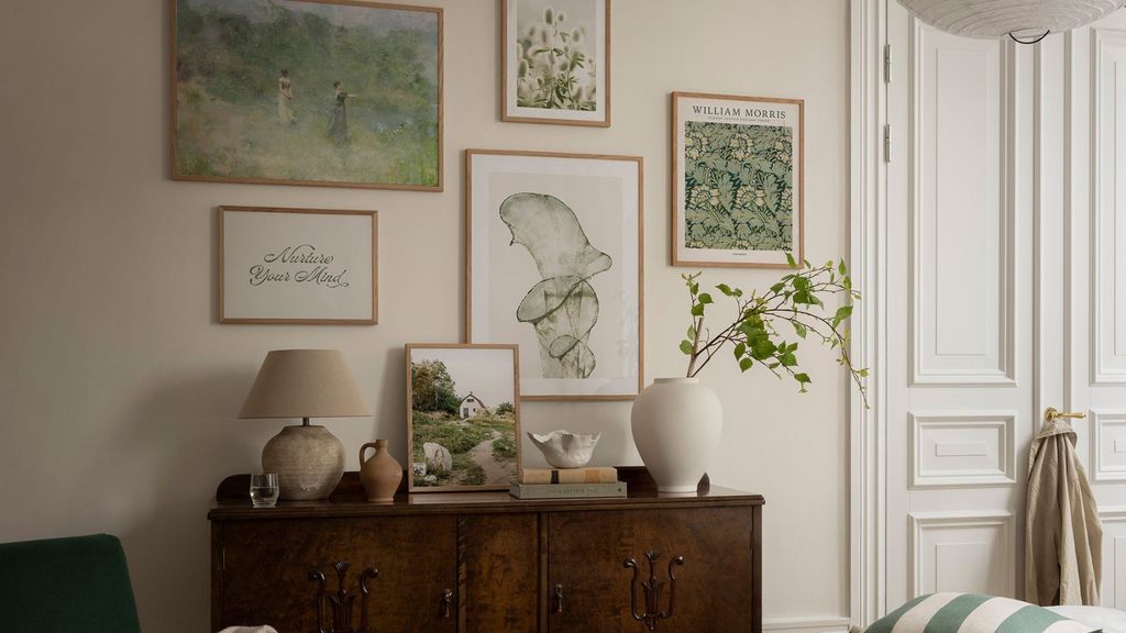 How to hang pictures without nails: 4 expert-approved tricks | Homes ...