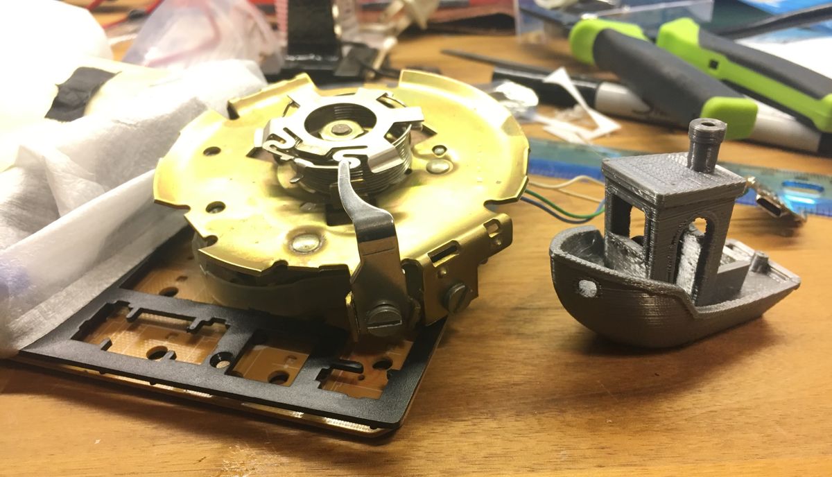 Modded Keyboard Flaunts Vintage Rotary Phone Dial | Tom's Hardware