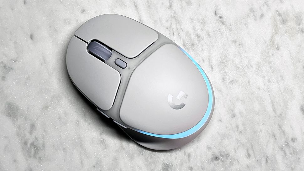 Logitech G705 Review: Cute, clicky, contoured | Tom's Hardware