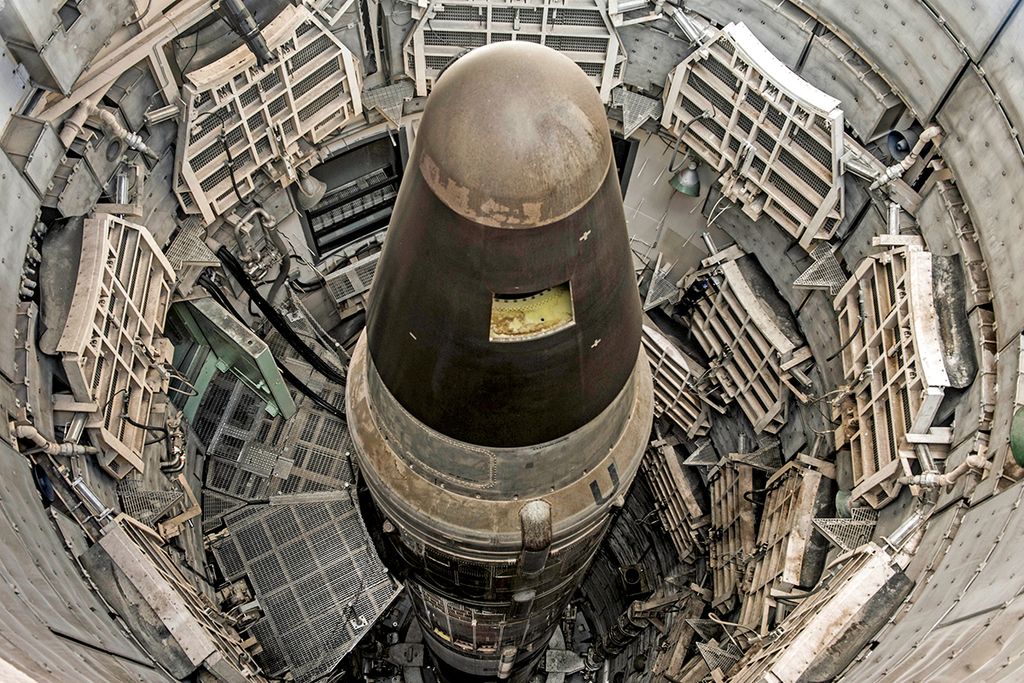 How Do Intercontinental Ballistic Missiles Work? | Live Science