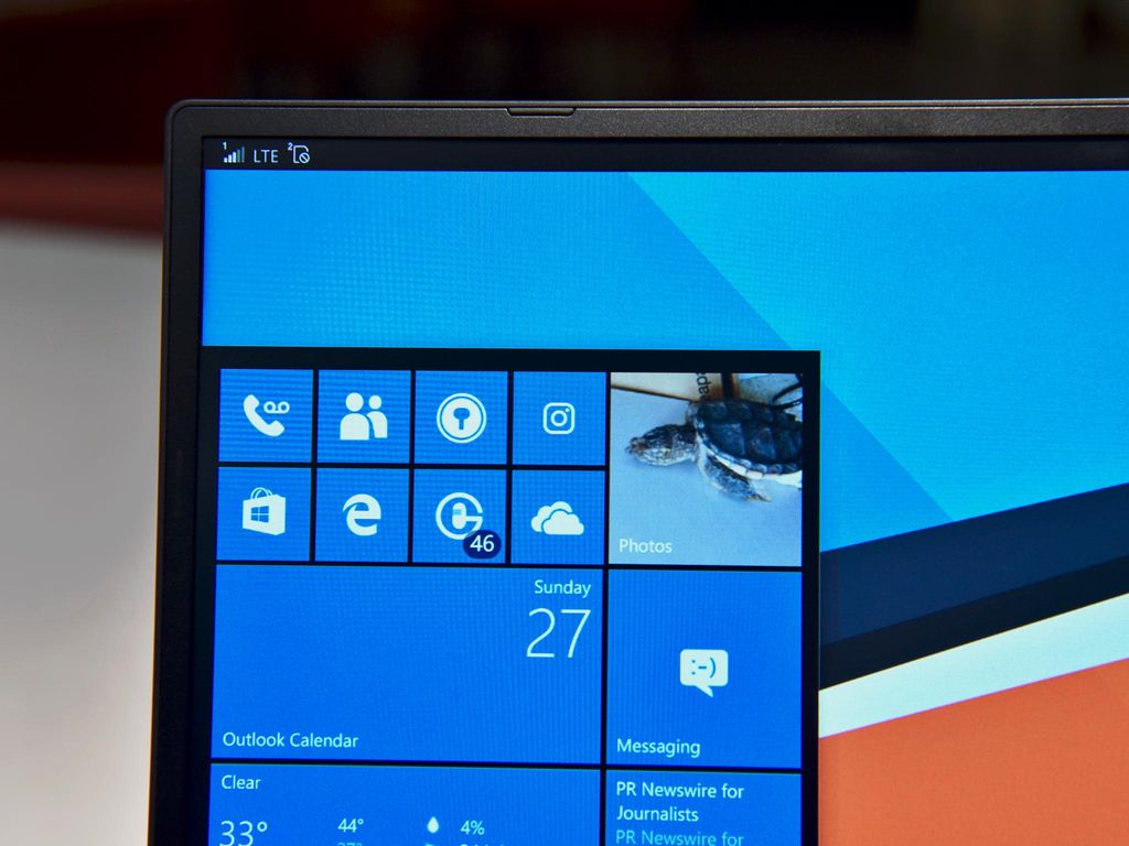 HP Lap Dock review: the Elite x3 gets a laptop mode, but is the tech ...