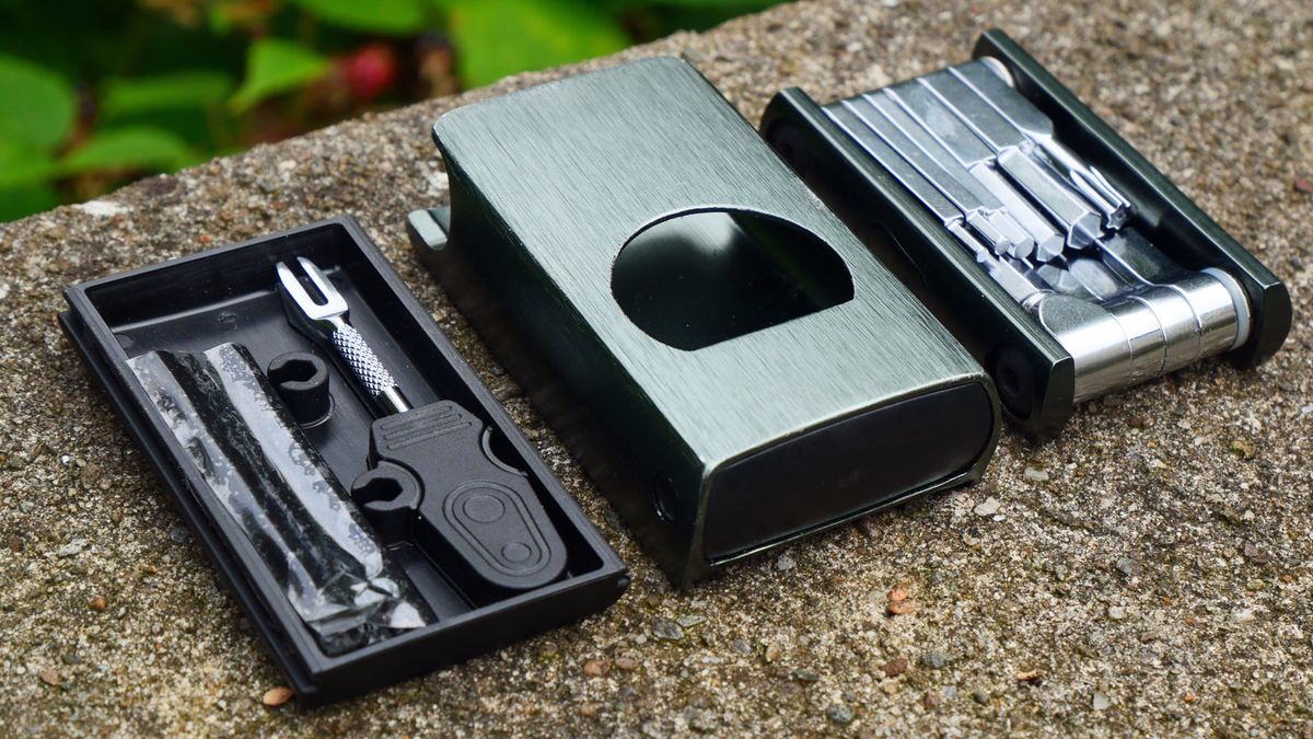 Crankbrothers F11 multi-tool review – metal encased multi-tool | Bike ...