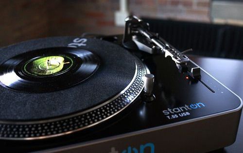 Stanton T.55 USB Turntable Review - Pros, Cons and Verdict | Top Ten ...