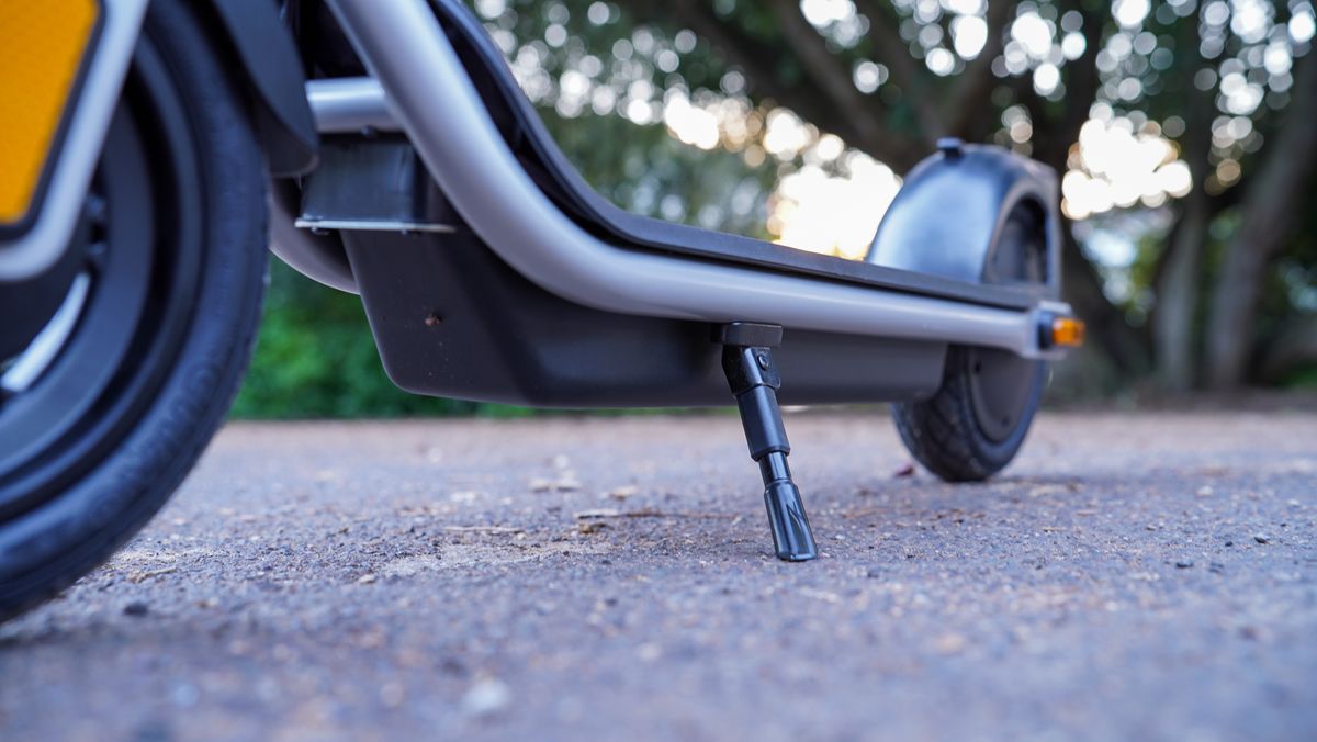 Pure Air 3 Pro 2023 Electric Scooter Review: A commuting powerhouse ...