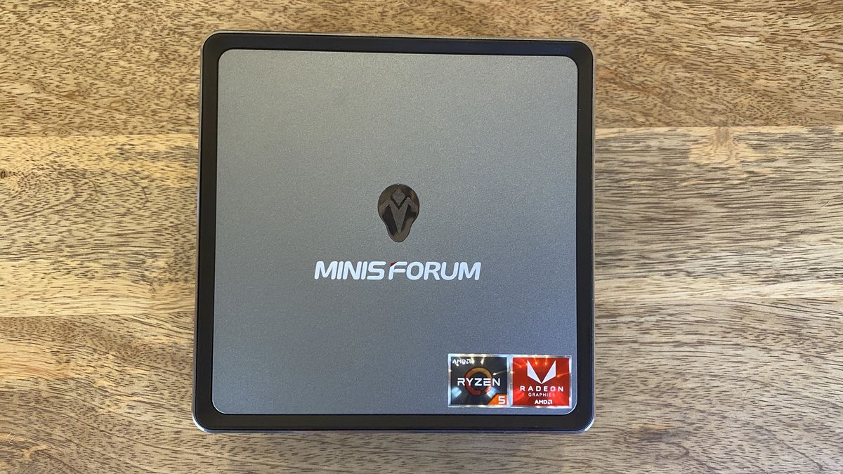 Minisforum DMAF5 Hands-on: Ryzen Mini PC With Easy Upgrades | Tom's ...