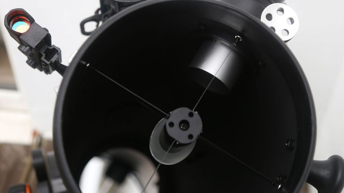 Celestron StarSense Explorer 8-inch Dobsonian telescope review | Space