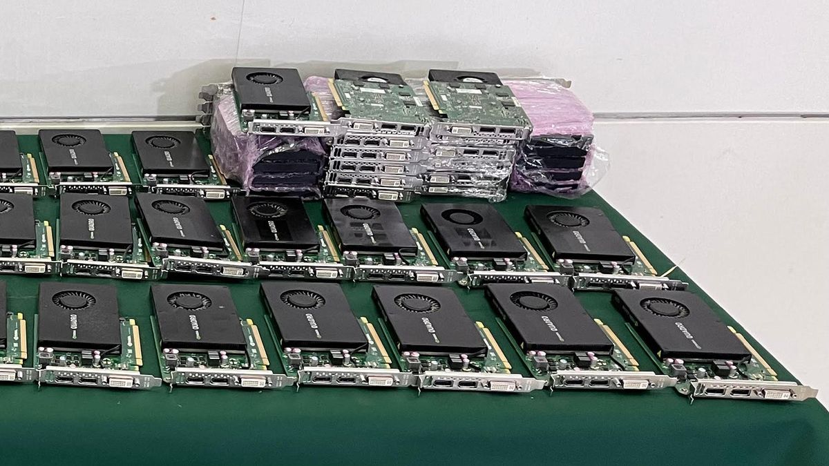 Smugglers Hid 70 Graphics Cards Among 617 Pounds of Live Lobster | Tom ...