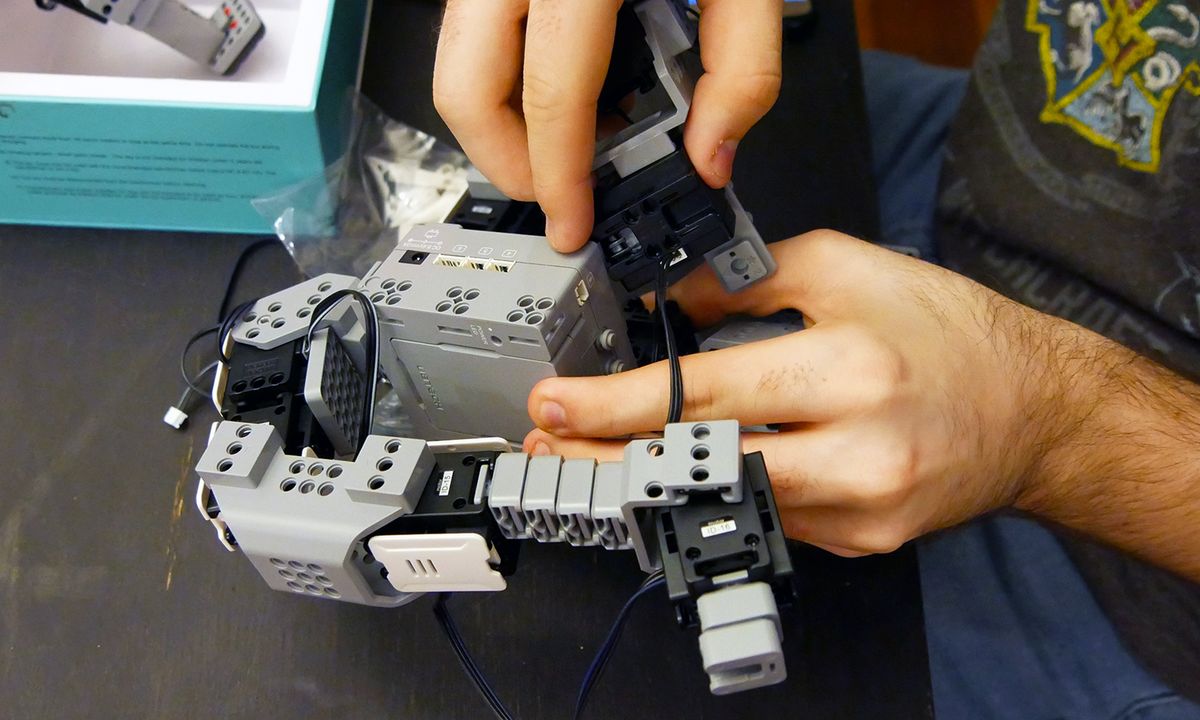 Jimu Robots Review: A Great Robot Toy for Kids | Tom's Guide