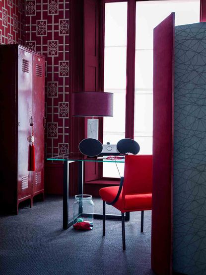 Interior Design Trend 2018/2019: Decorating With Red