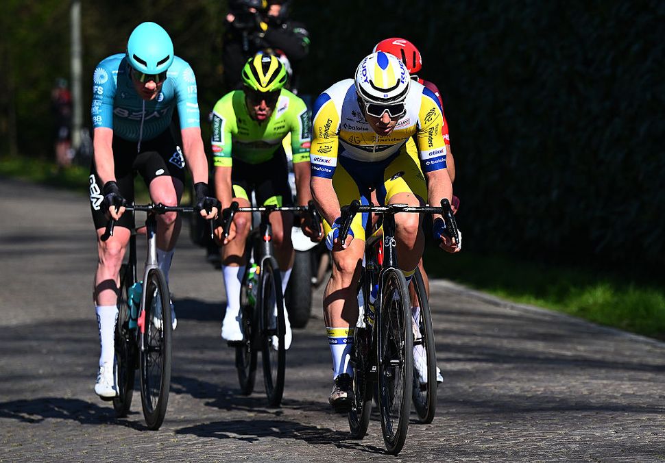 Scheldeprijs: Tim Merlier beats Jasper Philipsen by a bike length in ...