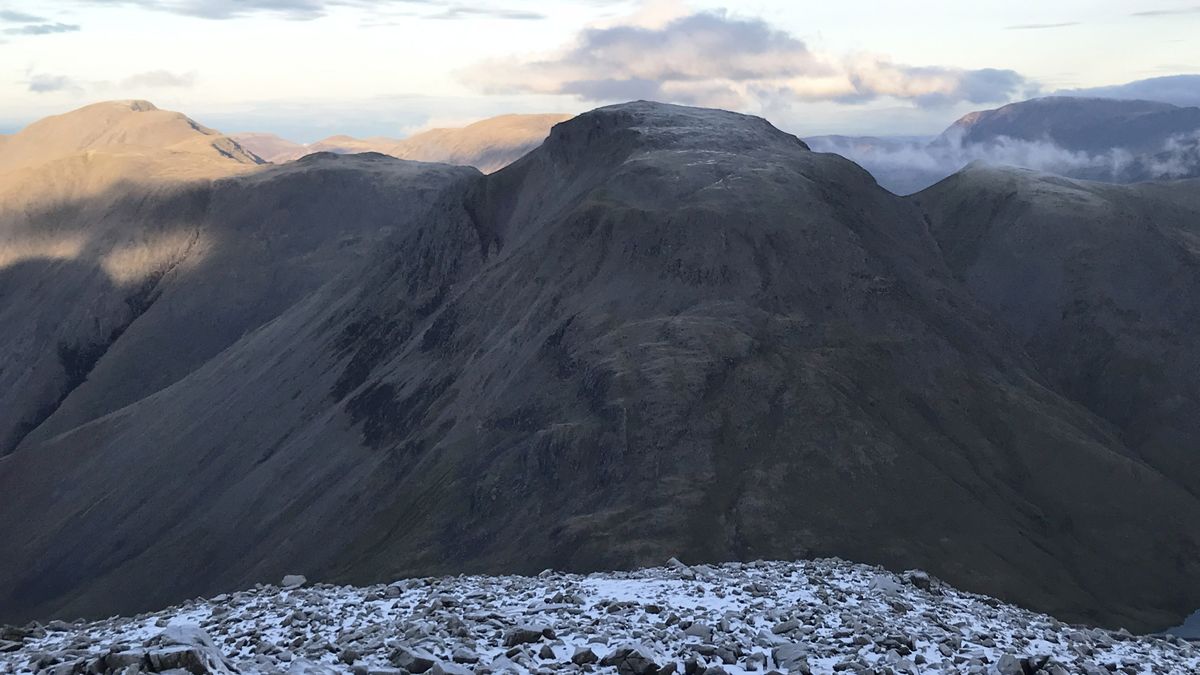 How I fell in love with hiking: a wintry ascent of Great End | Advnture