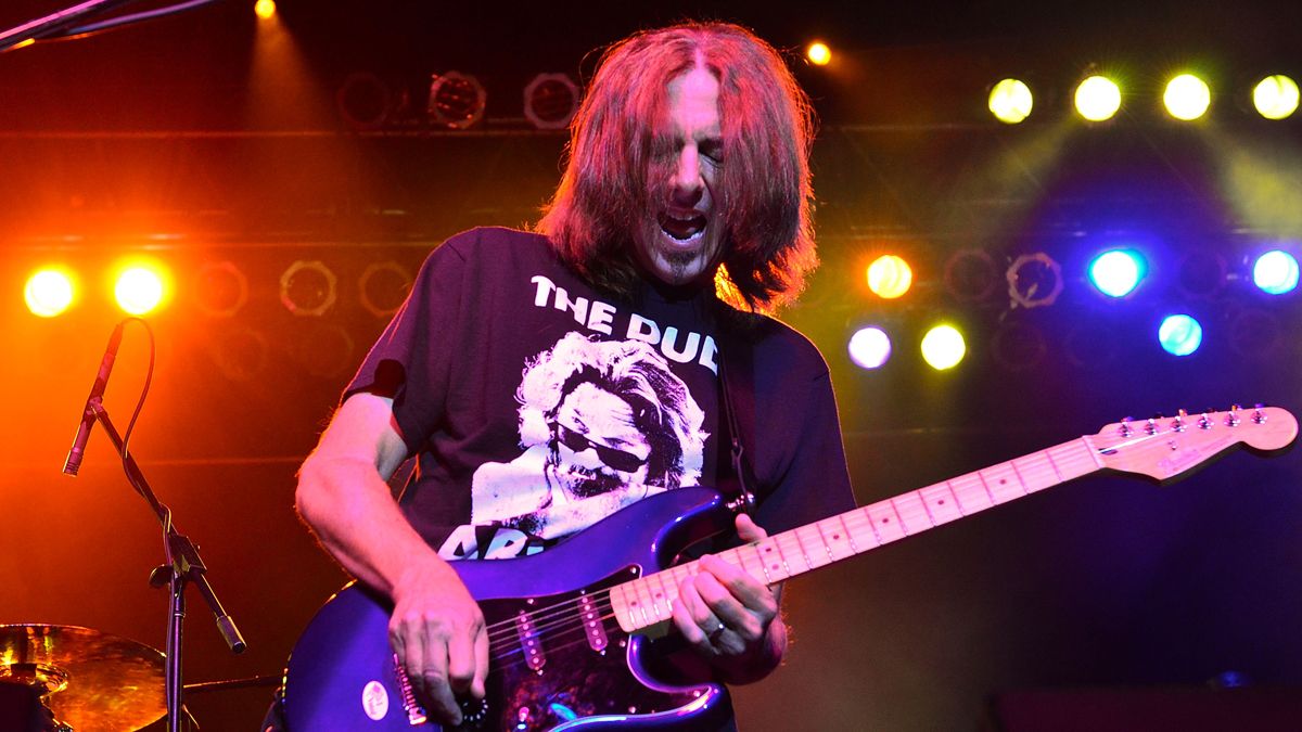 King’s X guitarist Ty Tabor on designing his guitar tone around a pick ...